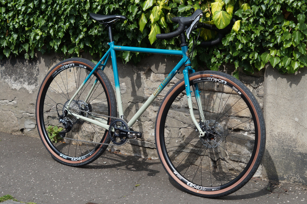 Custom Build - Brothers Kepler – ProjektRide